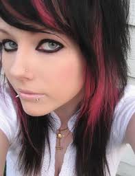 CHICAS TOPS PERU: Lindas Emo