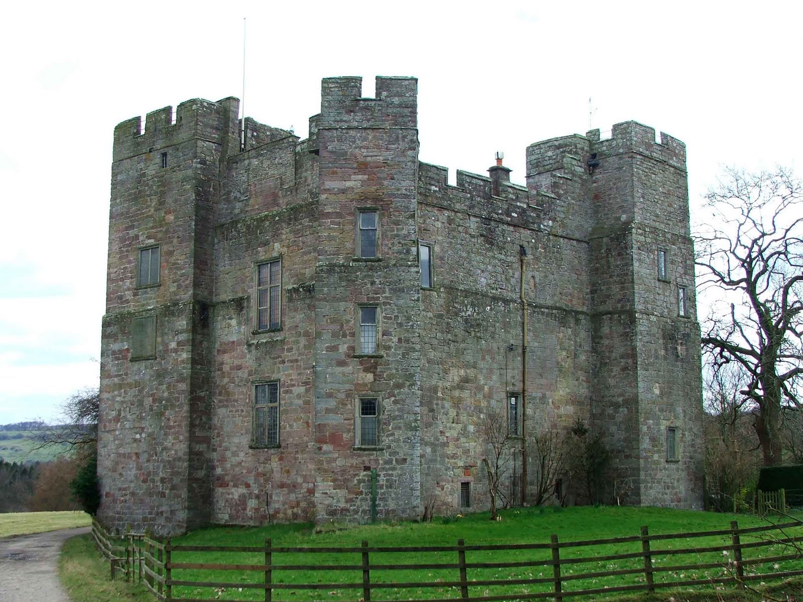 The castles, towers and fortified buildings of Cumbria: Dacre Castle, Dacre