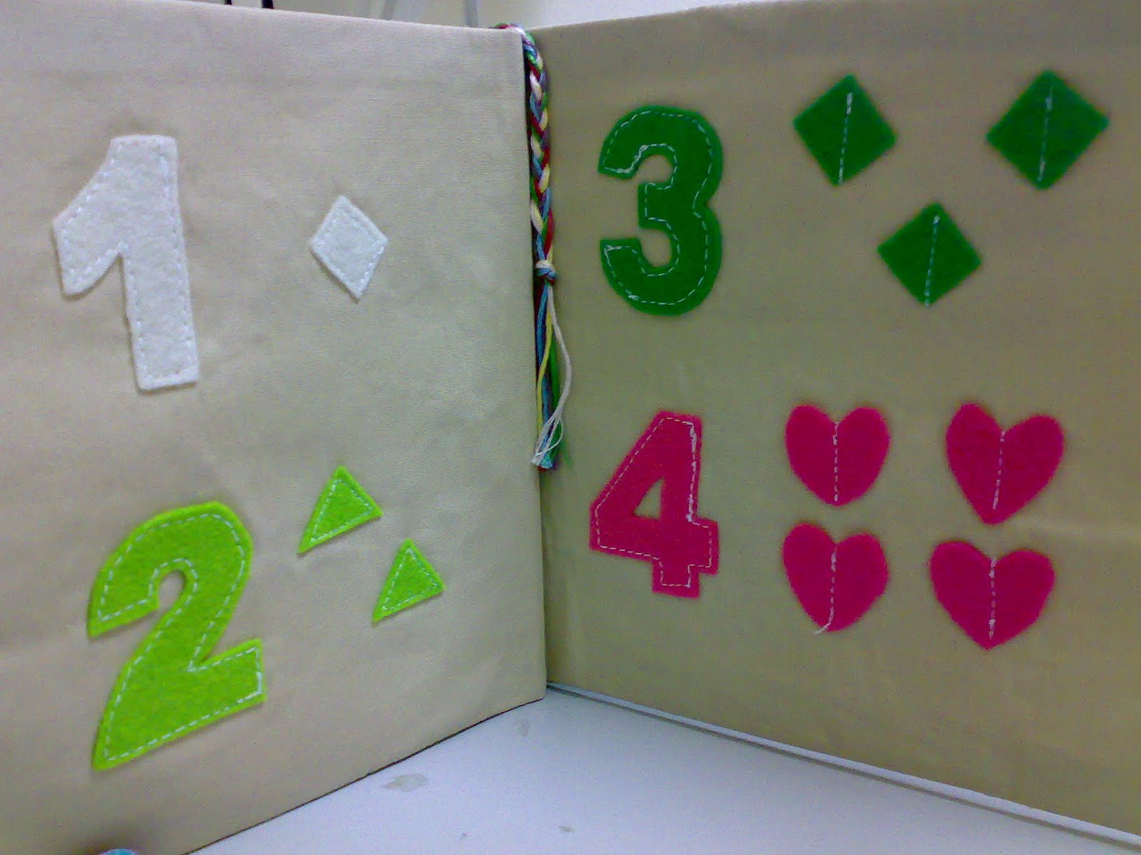 color me pretty: cloth book of felt numbers
