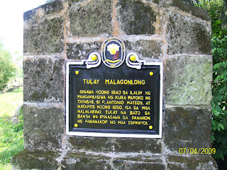 in the pink: The Malagonlong Bridge, Brgy. Mateuna, Tayabas, Quezon