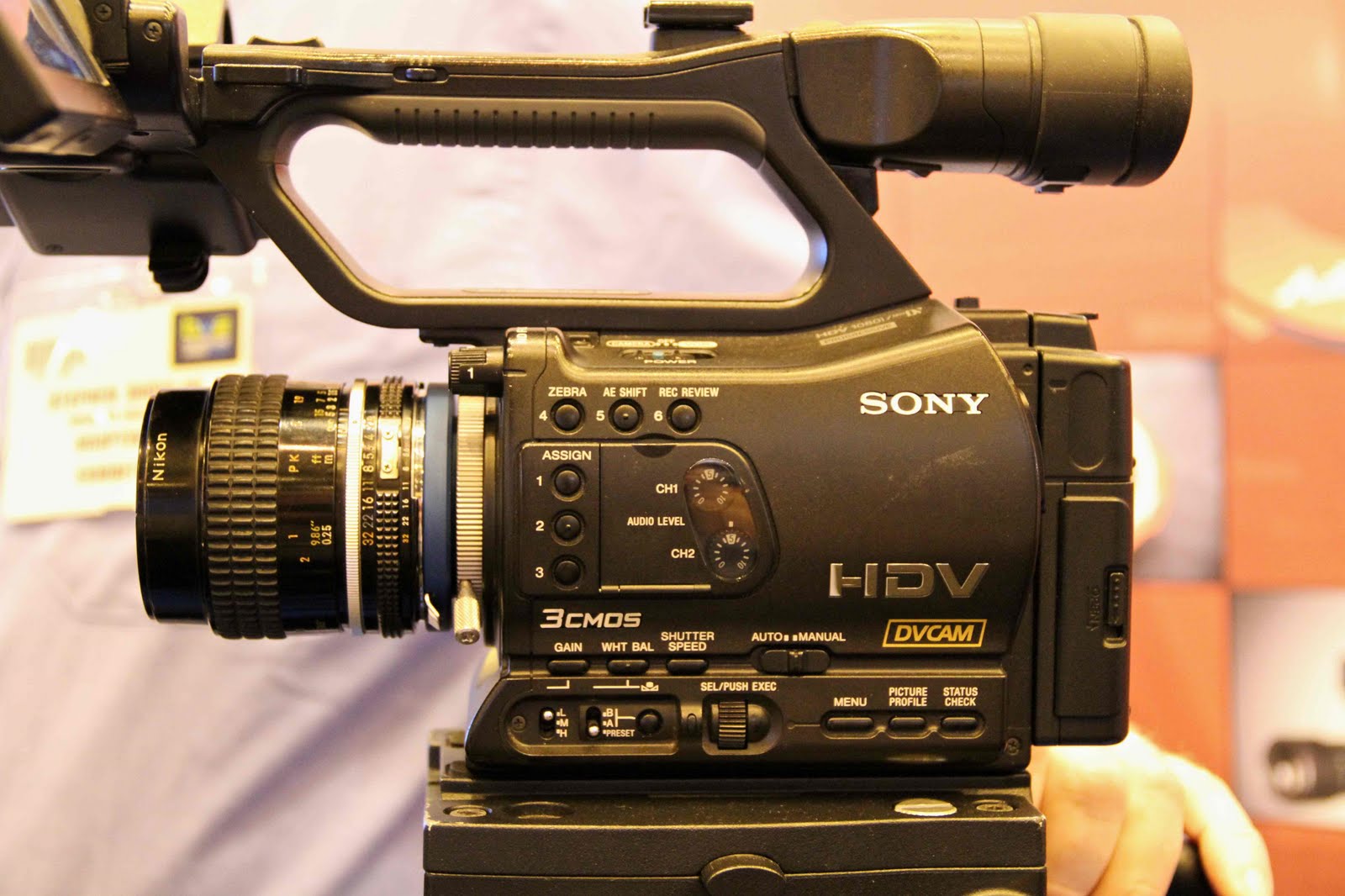 UrbanFox.TV Blog: New lens options for budget camcorders