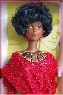 Pumucky's Dolls World: My Favourites: Peaches & Black Barbie