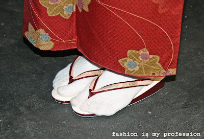 fashion is my profession: PIES DE GEISHA
