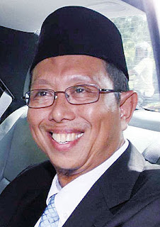 Latest Issue: Datuk Seri Mohammad Nizar Jamaluddin LETAK JAWATAN