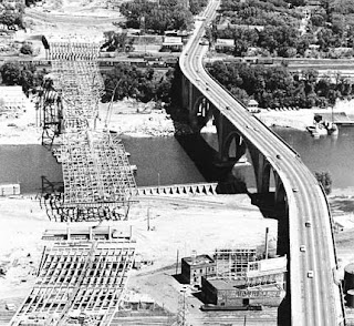 I35bridgeunderconst