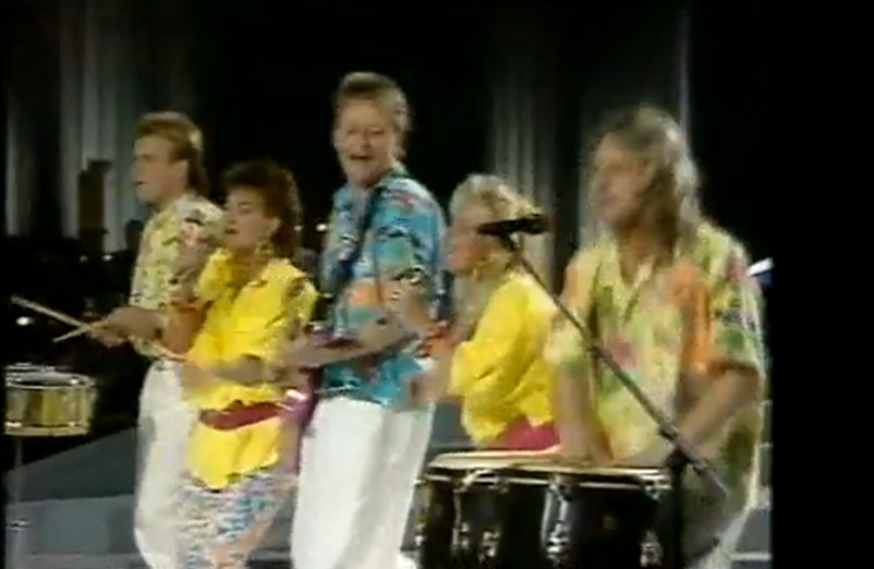 Lotta Engberg 1987 / MF 1987 - 01 - Lotta Engberg - Fyra Bugg & En Coca ...