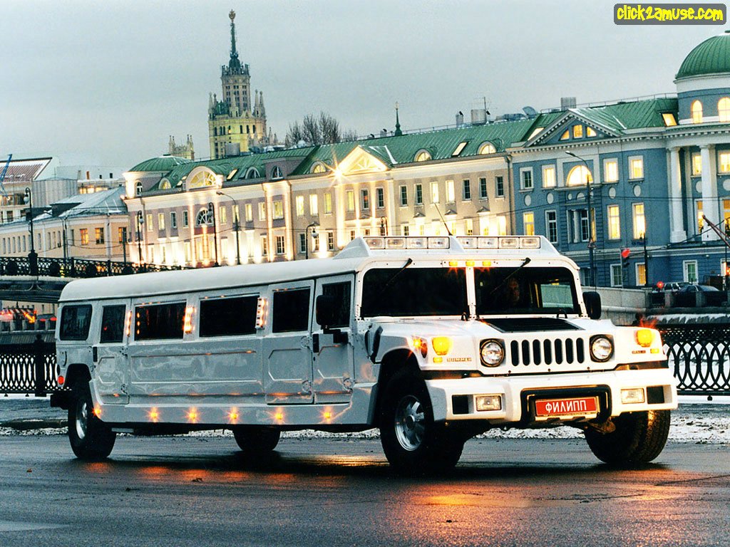 Mobil Hummer Terpanjang di Dunia | Manusia dan Dunia