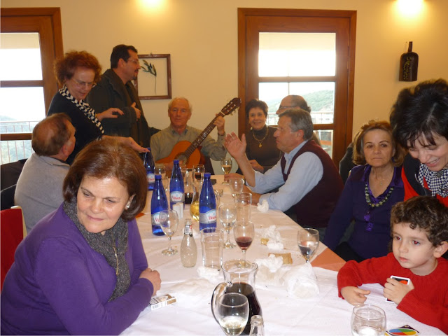 ΤΑ ΝΕΑ ΤΟΥ ΘΕΣΤΙΟΥ: ΤΗΝ ΠΡΩΤΟΧΡΟΝΙΑΤΙΚΗ ΠΙΤΑ ΤΗΣ ΕΚΟΨΕ Η ΧΟΡΩΔΙΑ ΤΟΥ ...