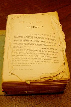 Super crônico: Dicionário Português Brasileiro