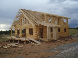 Dolores House: Rafters on, waiting for the roof!