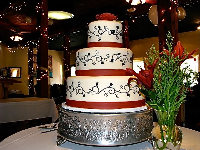Keller's Frosted Cakes: Ashton and Nate's Wedding cake