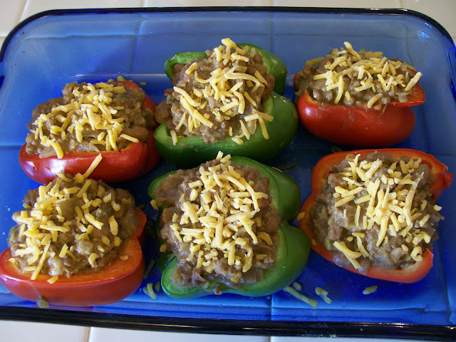 theworldaccordingtoeggface: Easy Dinner Recipe: Burrito Stuffed Peppers