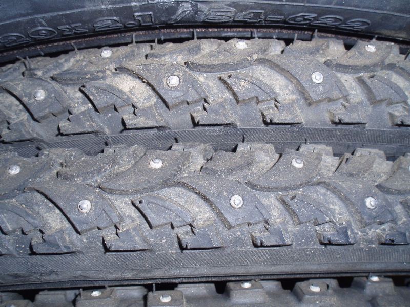 26InchSlicks: Requisite 09 Studded Tire Post