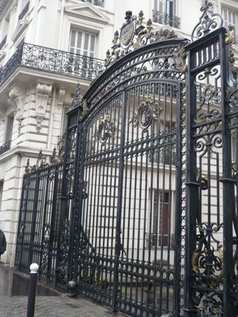 God, I Love Paris: Royal gates of Paris