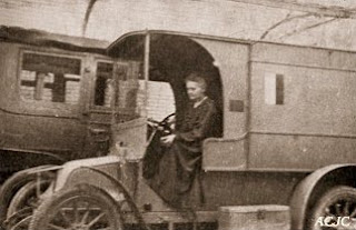 Radiblography: Marie Curie in Radiography