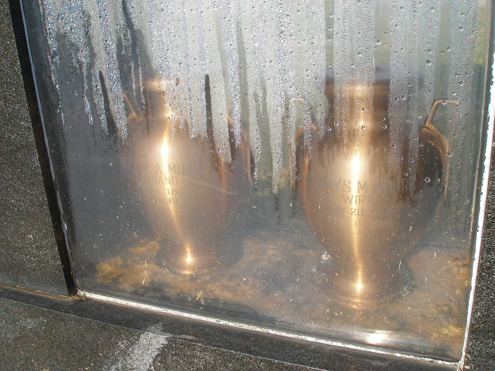 Unusual Kentucky: Glass-Encased Urns