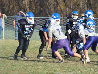 THE EWING FAMILY CIRCUS!: Liberty Blue Jay Football