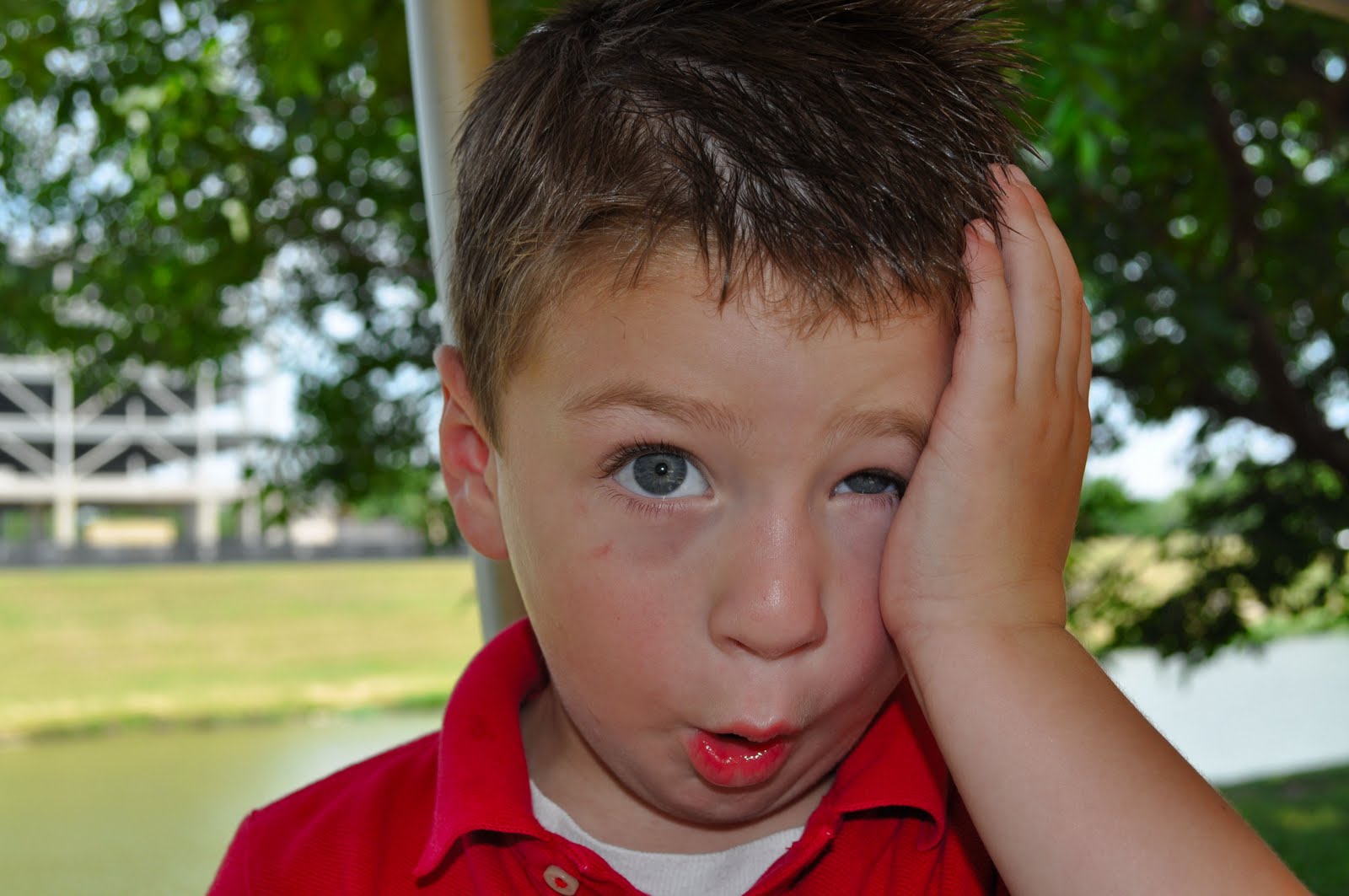 Mancuso Family: 5 silly "Toe-Toe" faces