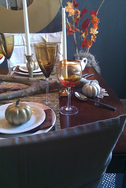 FOCAL POINT STYLING: THANKSGIVING TABLECAPE IDEAS WITH THRIFT
