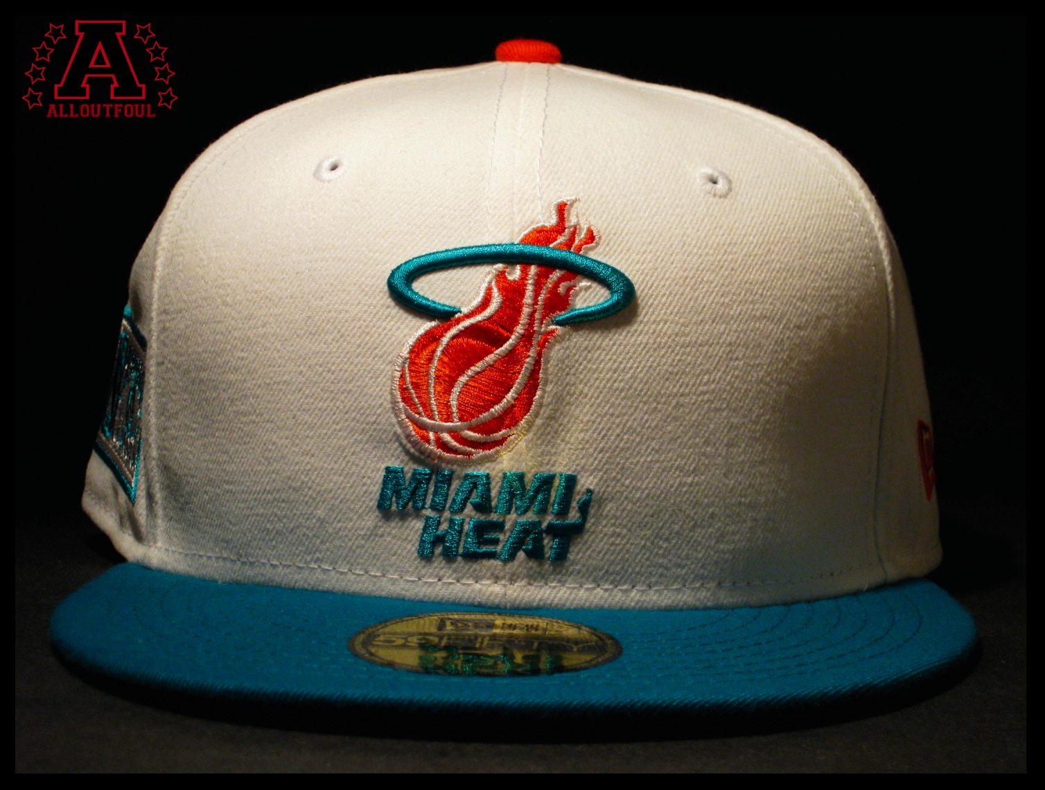 ALL OUT FOUL: It's a white christmas...