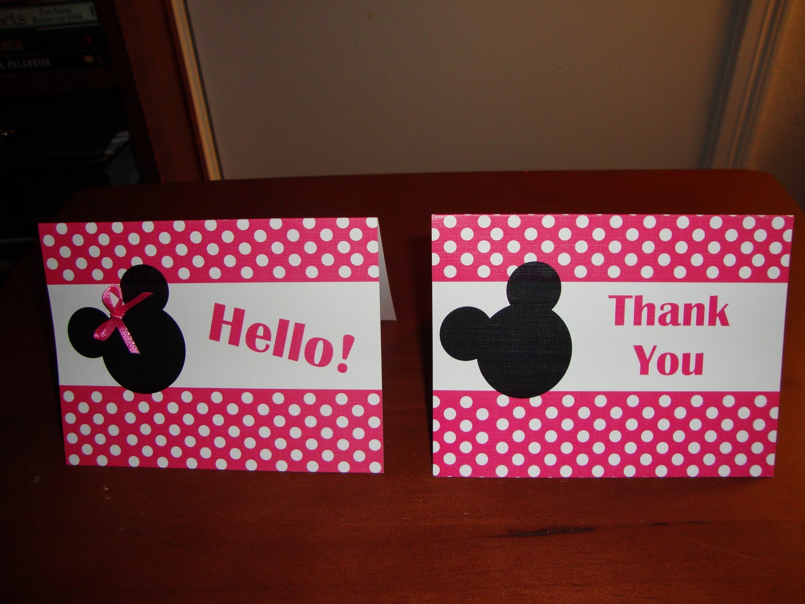 Crazy Crafty World: MINNIE (and Mickey) NOTECARDS