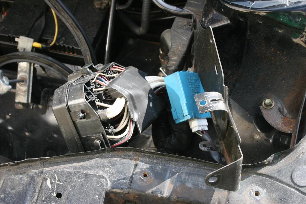 Toyota MR2 to Ferrari 360 Replica: Moving the fuse box