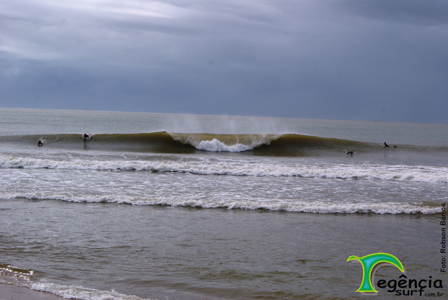 Pontinha Surf House, refúgio natural do surf na Vila de Regência: VENTO ...