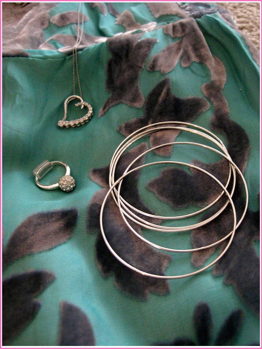 Fabulous Fashions 4 Sensible Style | Affordable Fashion / Design ...