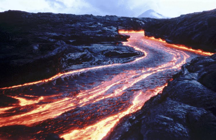 ¨Valle de los Volcanes¨: Material volcánico: La Composicion de la Lava