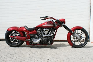 Yamaha Star Motorcycles: Yamaha Roadliner