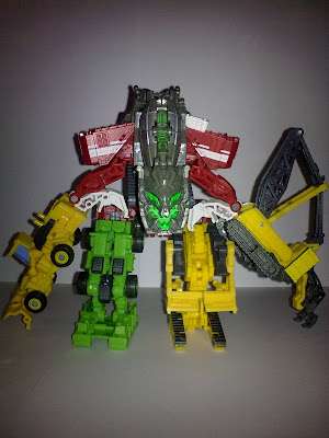 Mega Prime Transformers : DEVASTATOR LEGEND CLASS