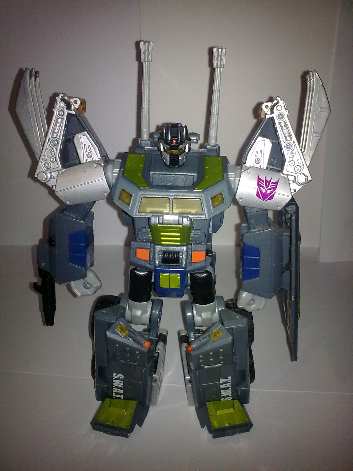 Mega Prime Transformers : COLECCION CLASSICS Y UNIVERSE