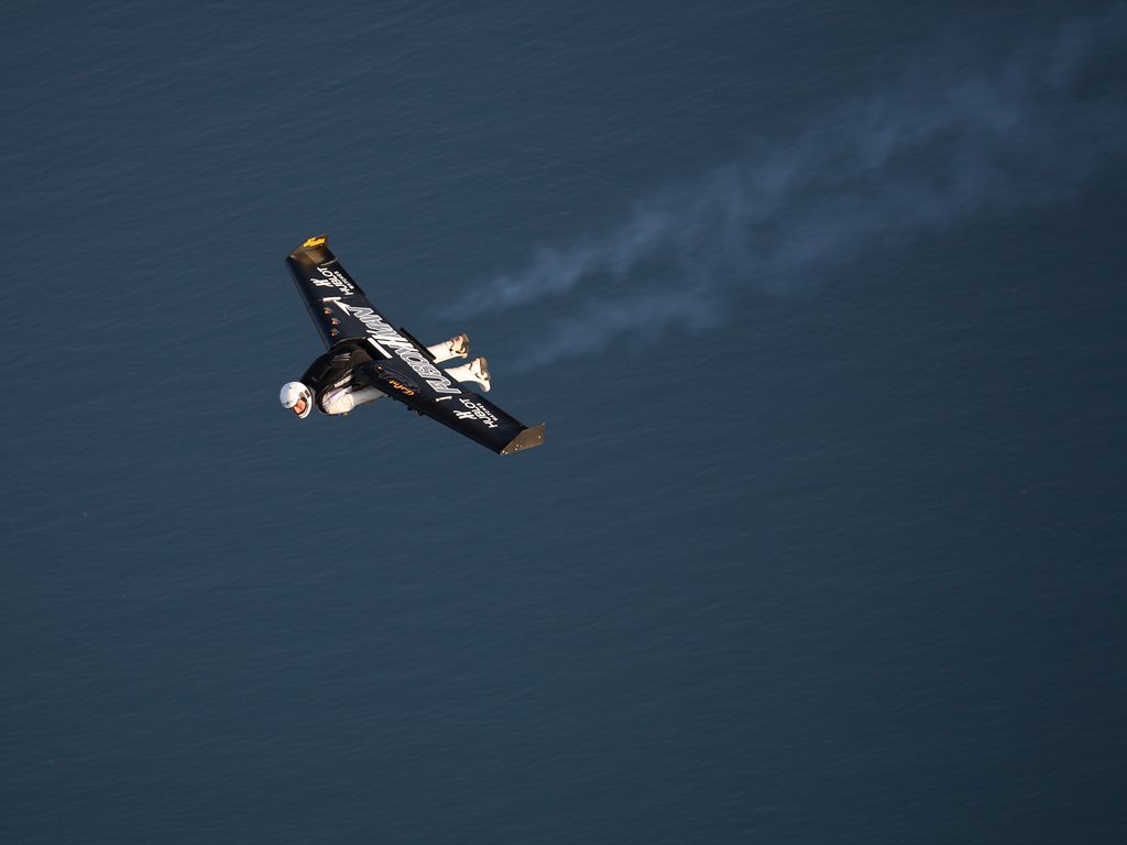 yago's web: Human Rocket Jet Man Crosses English Channel - Fusion Man ...