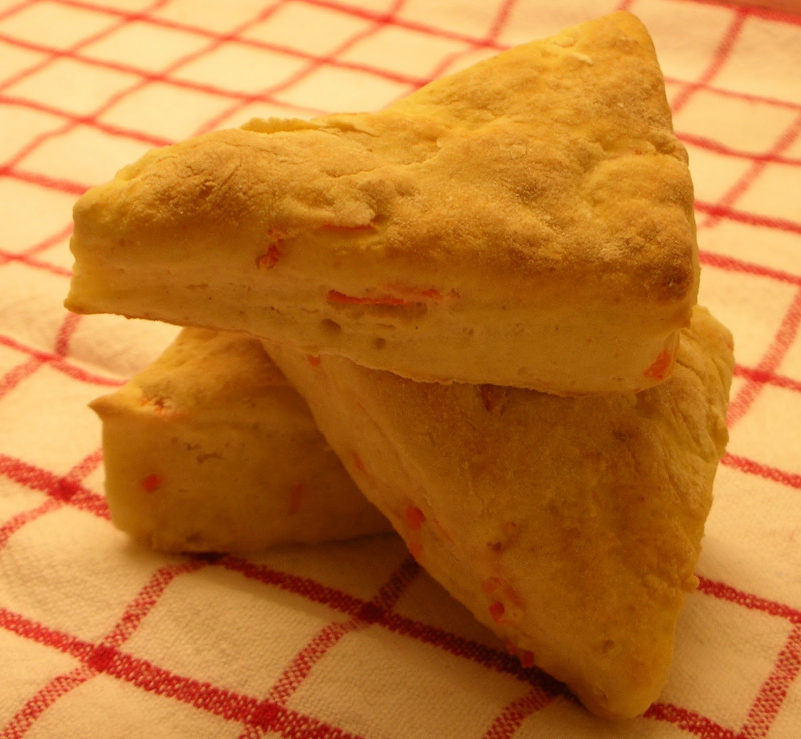 Easily Good Eats: Cinnamon Yogurt Scones Recipe