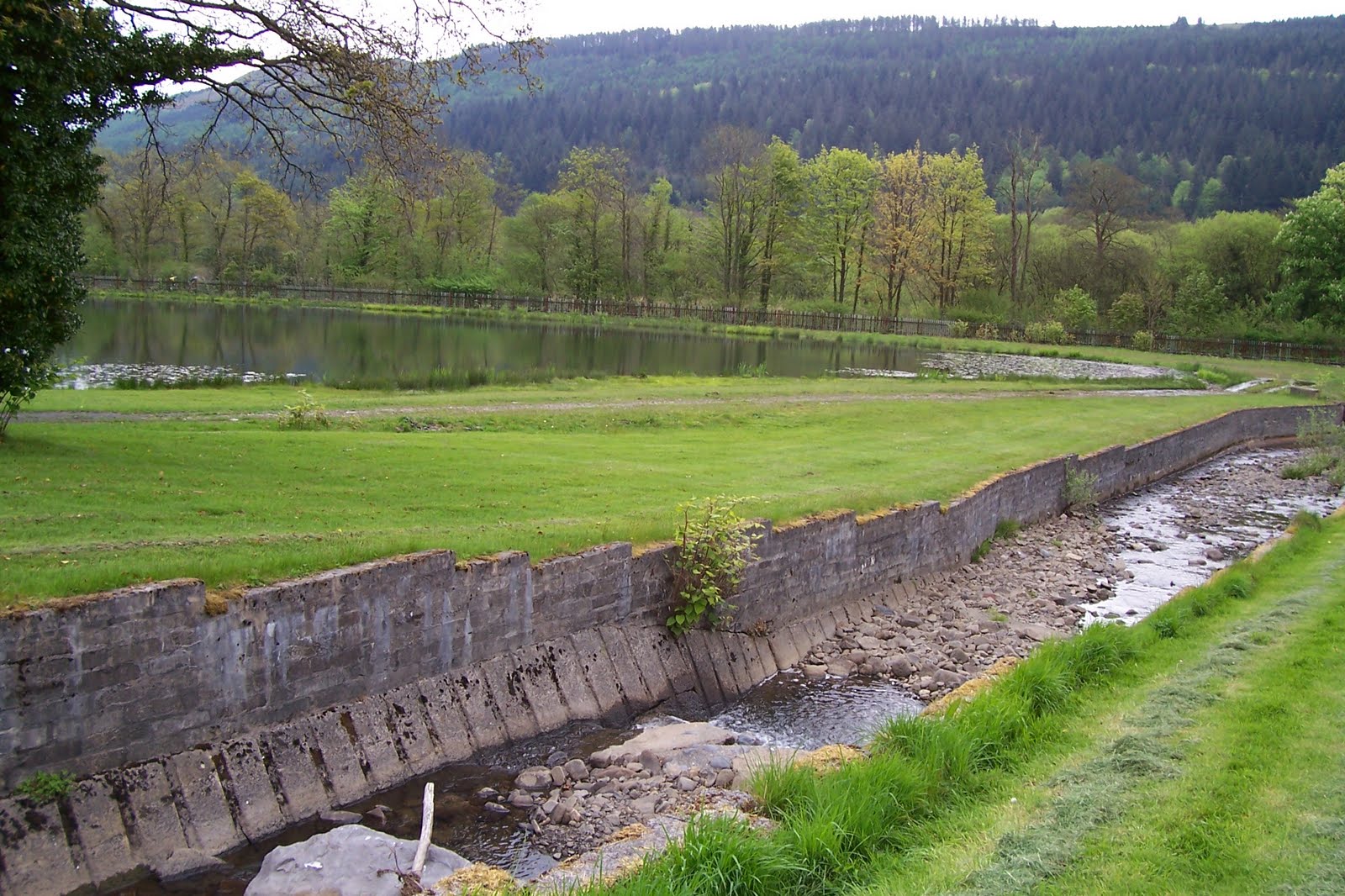 Cymdeithas Hanes Resolfen History Society: More photos of Rheola Visit