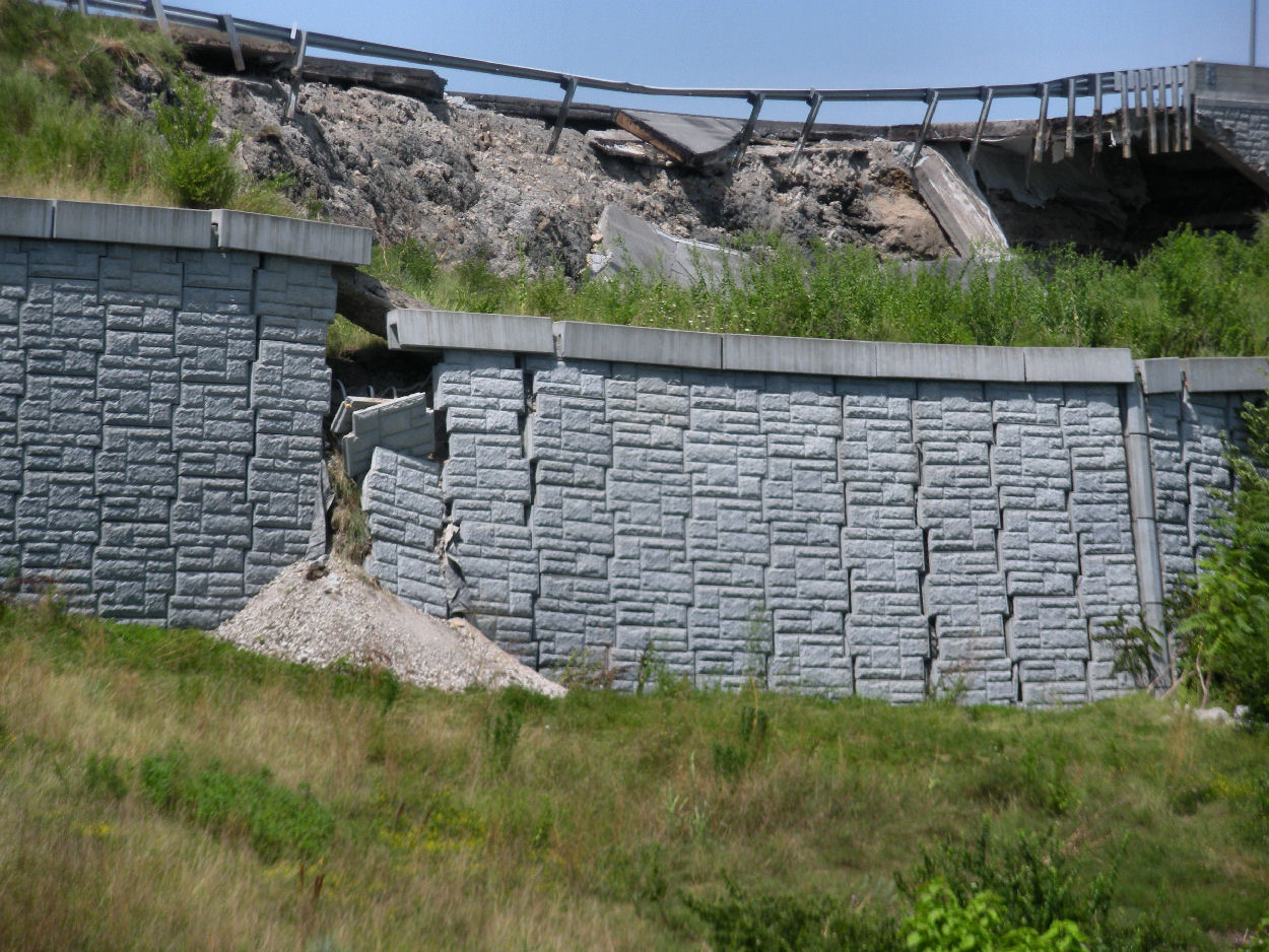 Capt. Spaulding's World: CSW Photos - Video of I-470 - Grandview ...