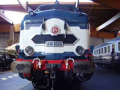 Le train d'olivier: Diesel CC 65001 "sous-marin"