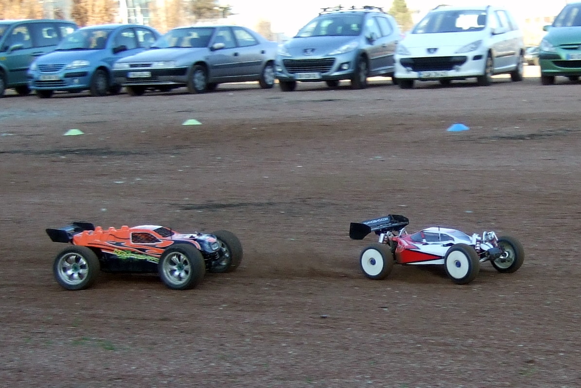 RC - Kyosho Inferno VE, Mini Z, Traxxas Ken Block et les autres ...