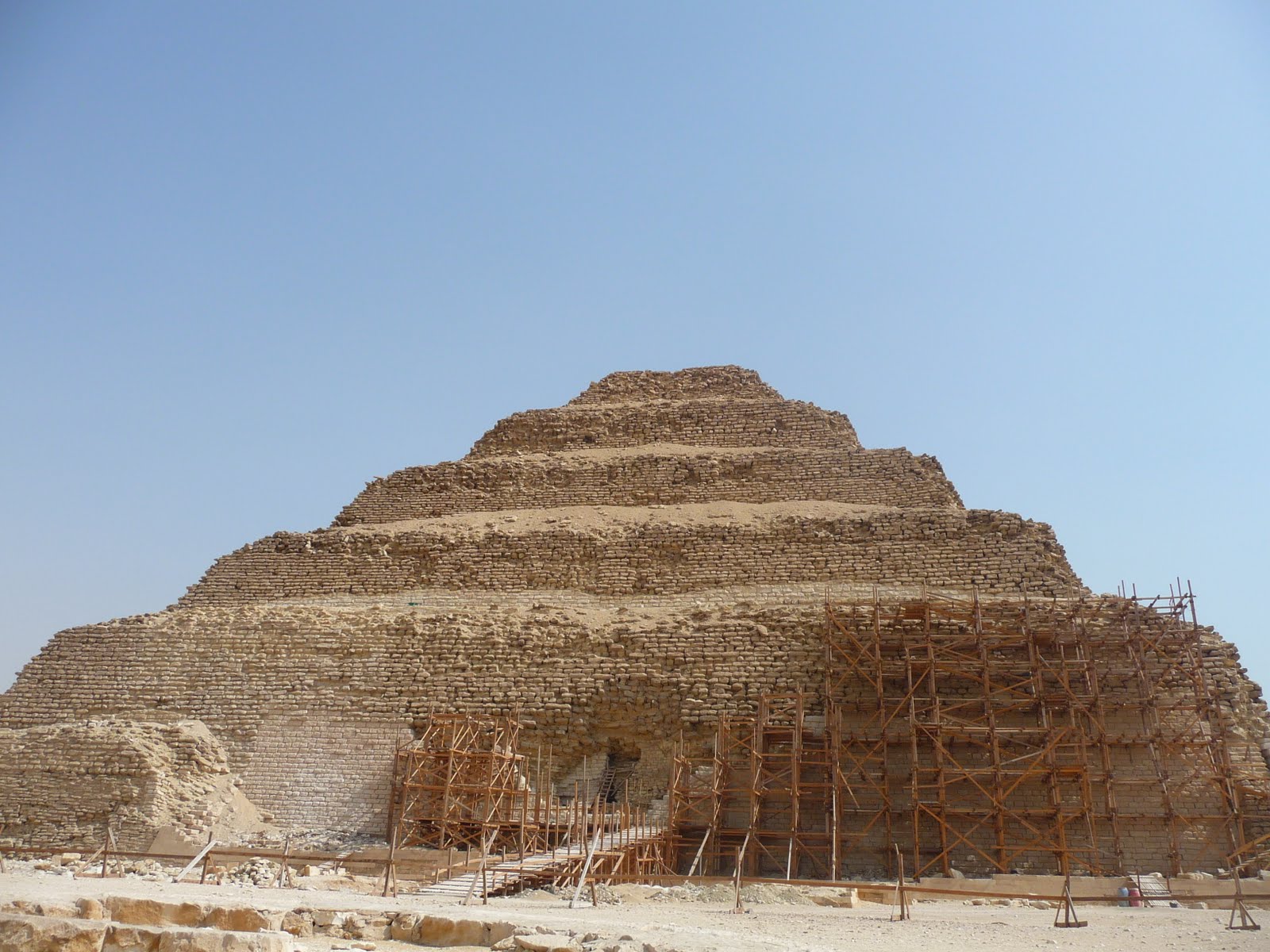Architreks: Egypt: A Brief History of the Pyramids