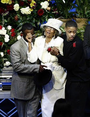 .: Lorenzen Wright Memorial