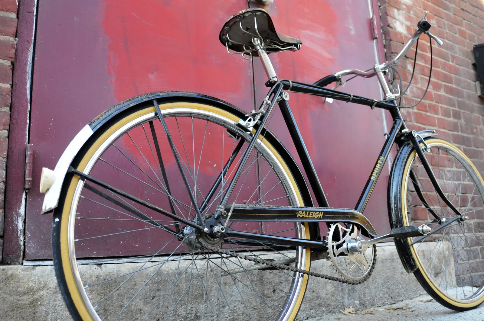 Vic's Classic Bikes: 1969 Raleigh Sport 3 Speed - $275