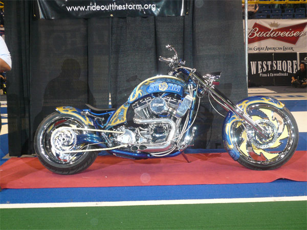 Kiwi Motorcycle NutZ: Vinnie and Cody - Orange County Choppers