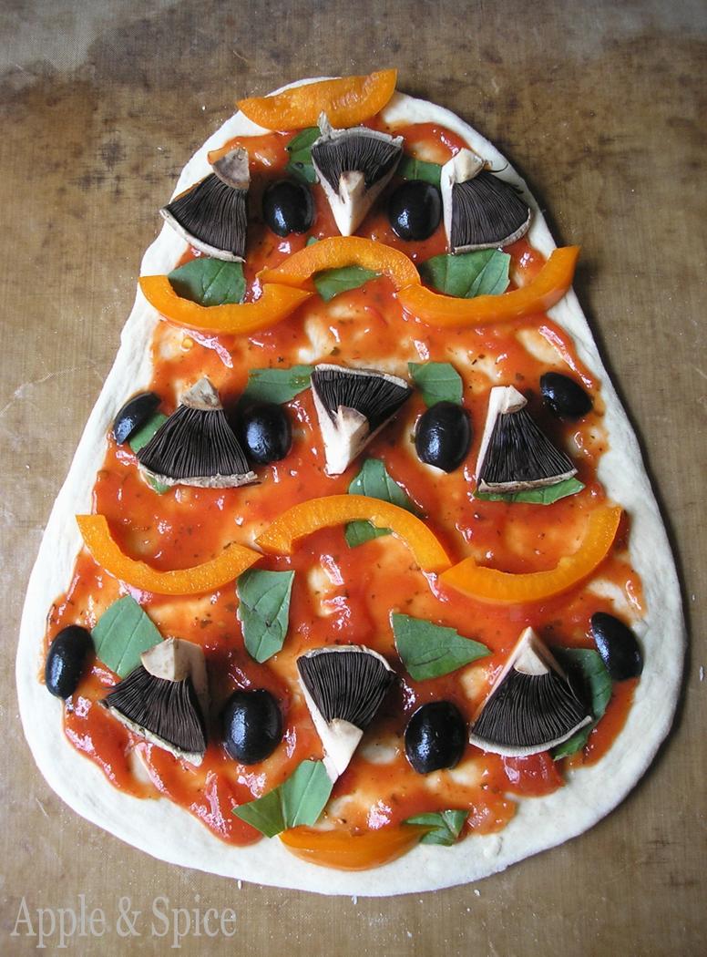 Apple & Spice: Easter Pizza