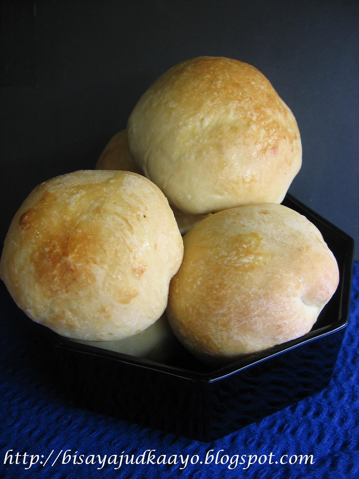 Inato lang Filipino Cuisine and More: PAN DE COCO