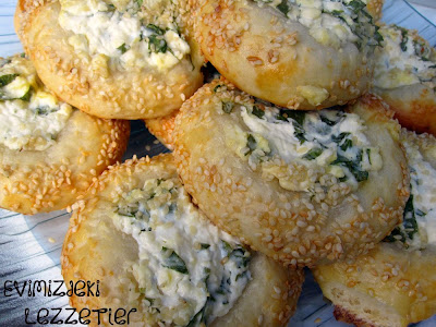 Evimizdeki Lezzetler: Simit Pogaça....