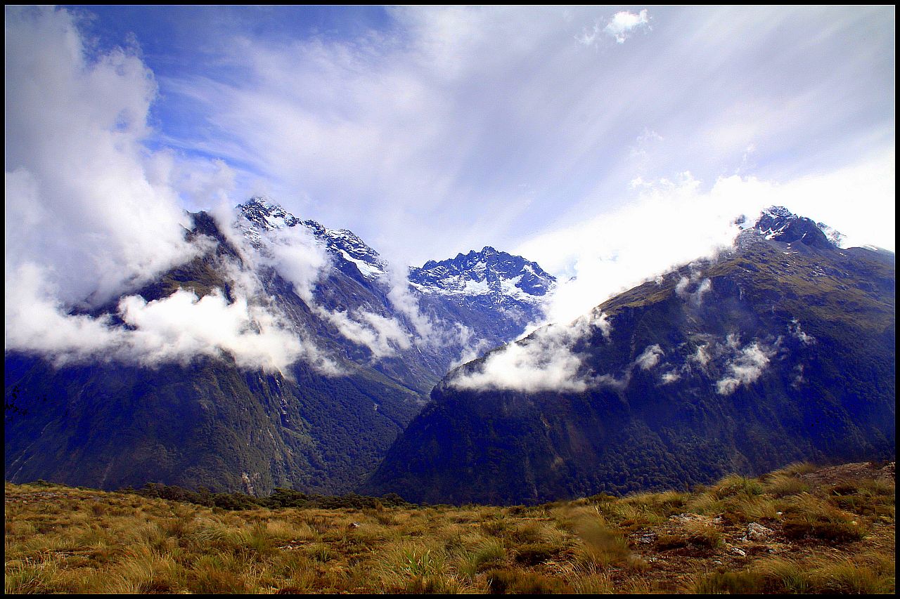 Trails of the Big White Cloud: Key Summit (Routeburn Track)