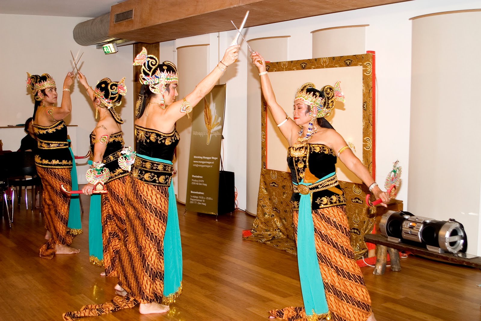 Javaanse danseres: Javaans danstheater