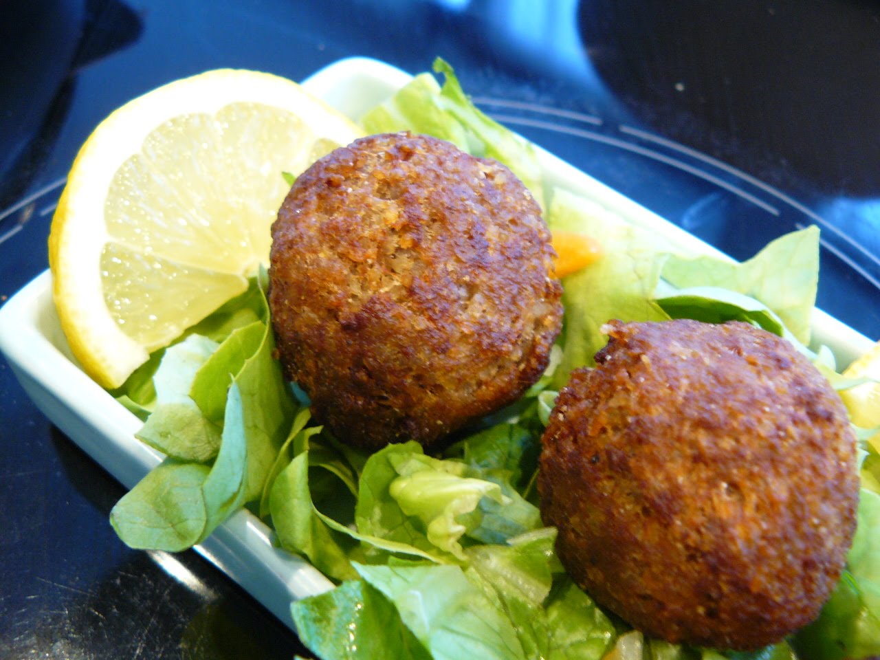 Kibbeh Balls without Stuffing - Hommus&Tabbouli