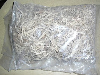 LOS SANTOS GUERREROS: HIERBA ATIPONLÁ