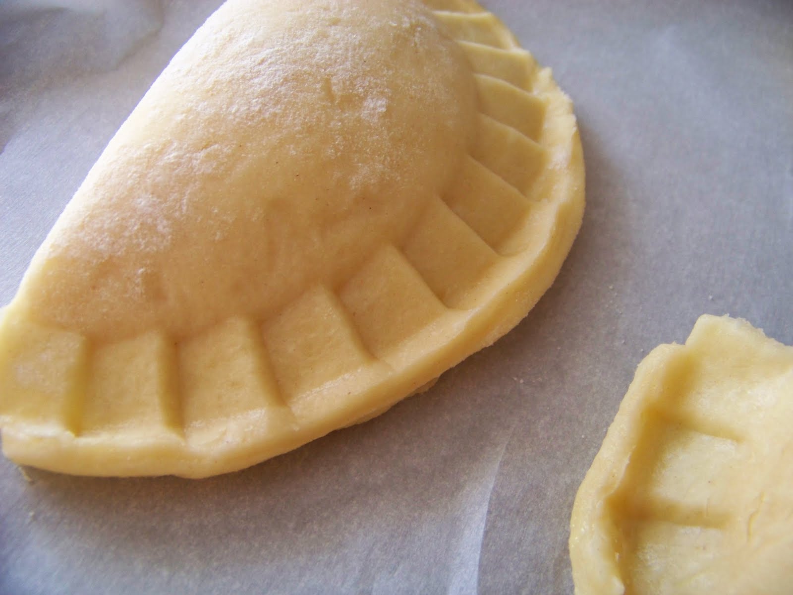 La bonne table: Mini chaussons au fromage